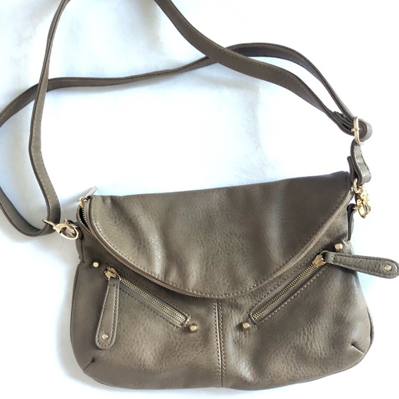 Street Level | Bags | Street Level Crossbody Bag | Poshmark